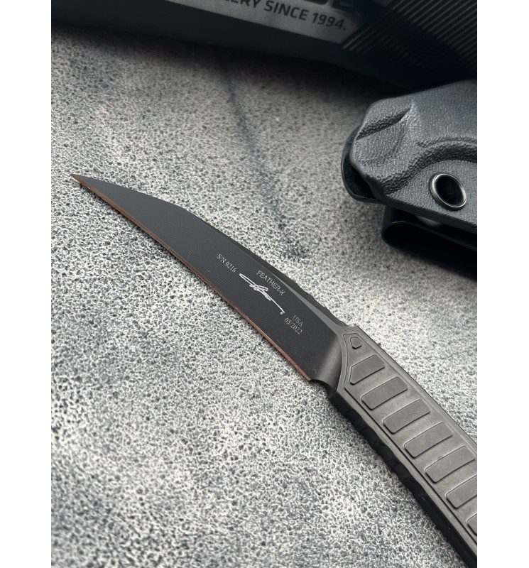 Feather K Black - DLC